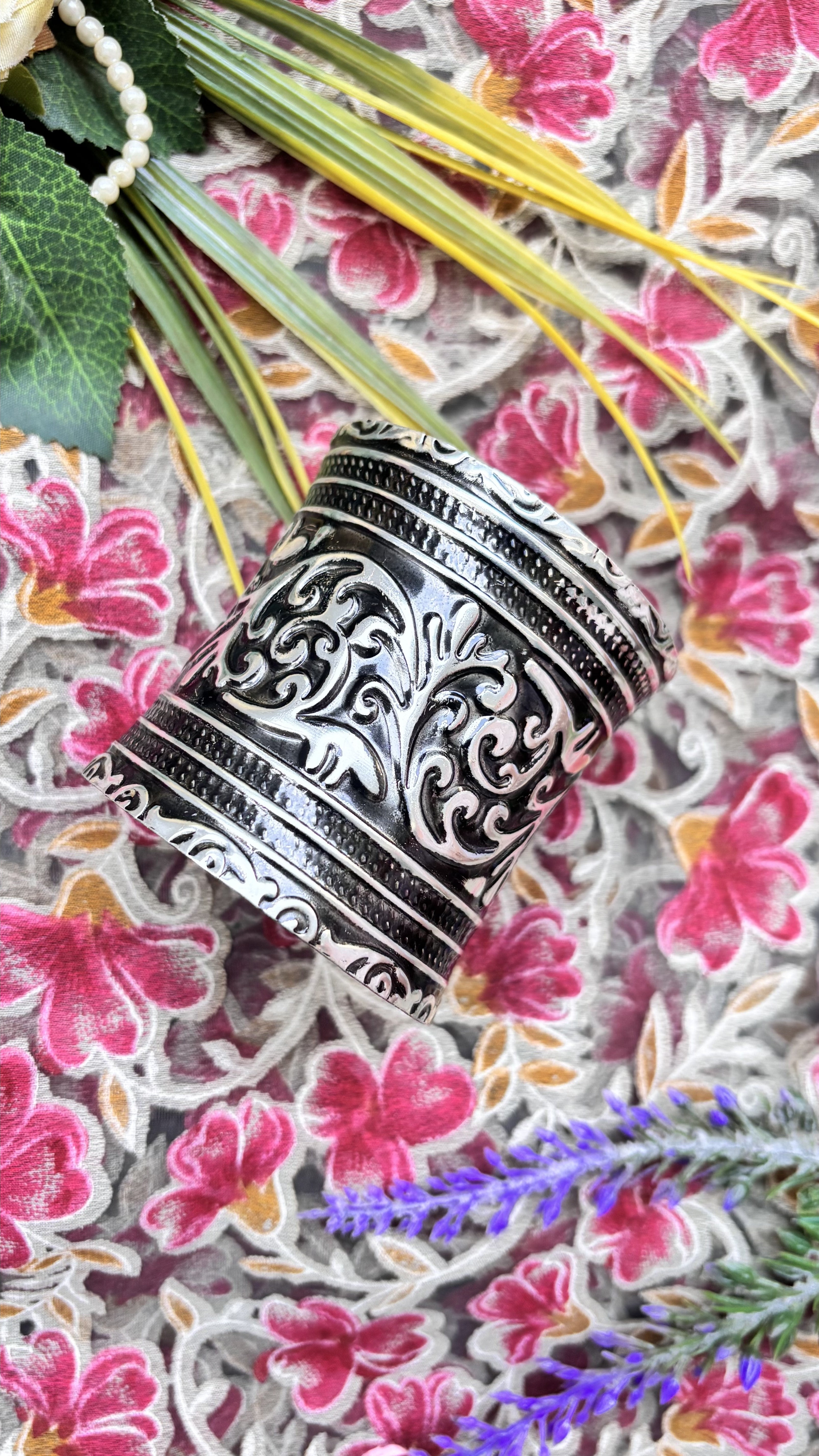 Silver Bloom Free Sized Adjustable Hand Cuff - Single – Youbae.in